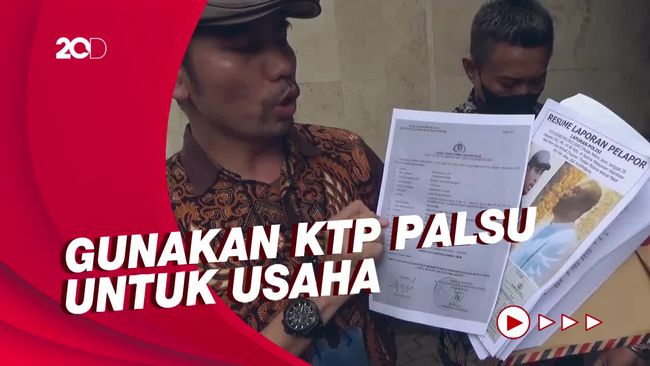 Anggota DPRD Bekasi Laporkan Pria yang Diduga Punya 4 KTP Anggota DPRD Bekasi Laporkan Pria yang Diduga Punya 4 KTP