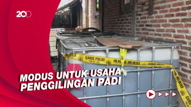 Polisi Ungkap Penimbunan Ribuan Liter Solar Subsidi di Rembang