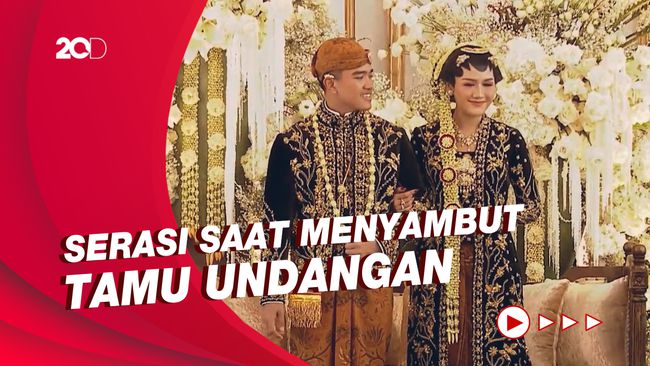Gagah dan Anggunnya Kaesang-Erina di Acara Tasyakuran Pernikahan Gagah dan Anggunnya Kaesang-Erina di Acara Tasyakuran Pernikahan