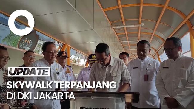 Heru Budi Resmikan Skywalk Kebayoran Lama Heru Budi Resmikan Skywalk Kebayoran Lama