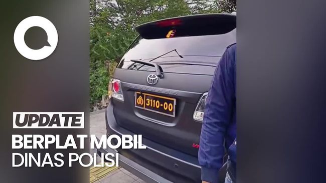 Heboh Fortuner Berplat Polri Terobos Lampu Merah-Tabrak Pemotor Heboh Fortuner Berplat Polri Terobos Lampu Merah-Tabrak Pemotor