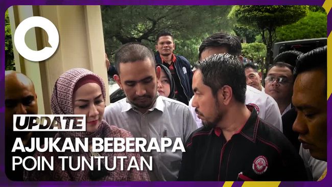 Venna Melinda Bakal Gugat Balik soal Perceraiannya dengan Ferry Irawan Venna Melinda Bakal Gugat Balik soal Perceraiannya dengan Ferry Irawan