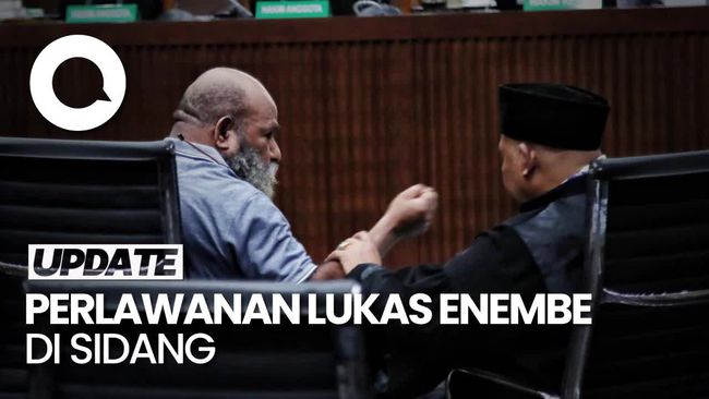 Bacakan Eksepsi, Lukas Enembe Ngaku Difitnah-Dizalimi Bacakan Eksepsi, Lukas Enembe Ngaku Difitnah-Dizalimi