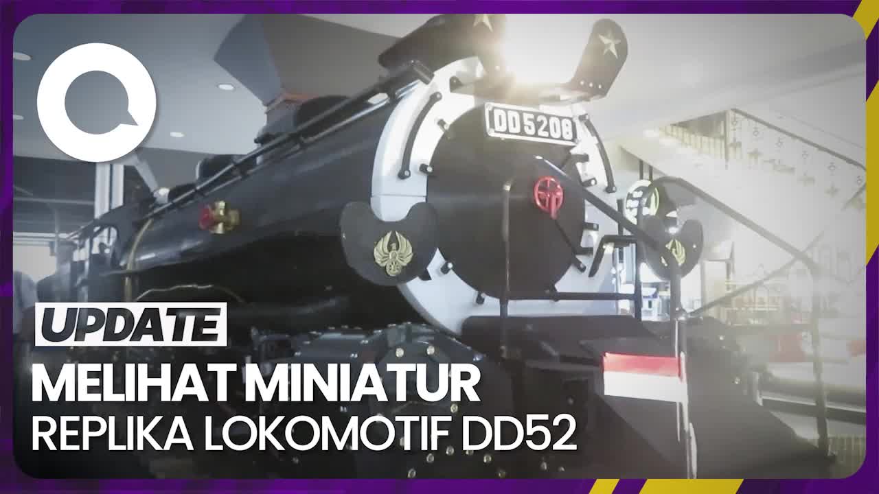 Miniatur Replika Lokomotif DD52 di Yogyakarta Curi Perhatian Jarwo NAIF