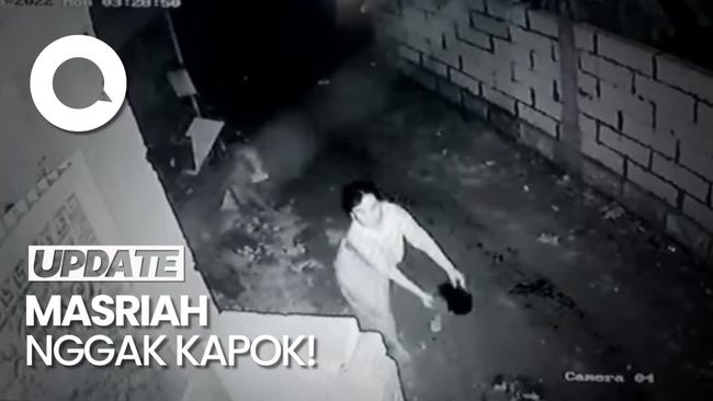 Masriah 'Penyiram Tinja' Jadi Tersangka Lagi Karena Buang Sampah ke ... Masriah 'Penyiram Tinja' Jadi Tersangka Lagi Karena Buang Sampah ke ...