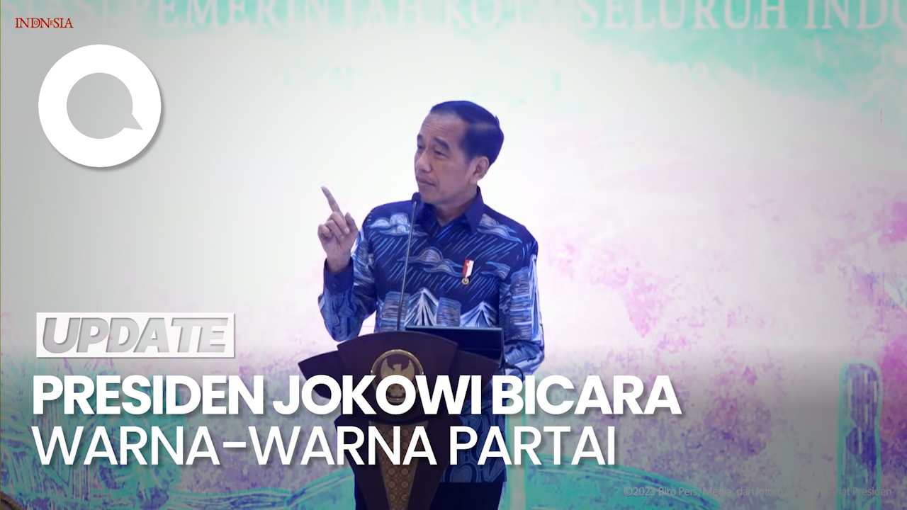 Bicara Warna-warna Partai, Jokowi Pamer Pakai Baju Warna Biru
