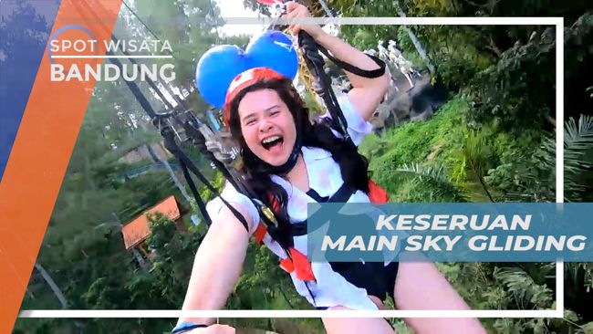 Sensasi Seru, Menikmati Meluncur Naik Wahana Sky Gliding yang Memacu ... Sensasi Seru, Menikmati Meluncur Naik Wahana Sky Gliding yang Memacu ...