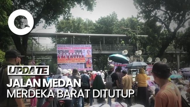 Ada Demo di Patung Kuda, Jalan Medan Merdeka Barat Kembali Ditutup