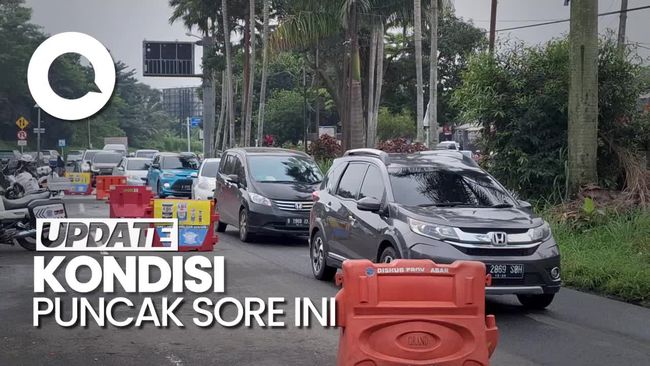 Jelang Buka Puasa, Arus Lalin di Puncak Bogor Mulai Padat