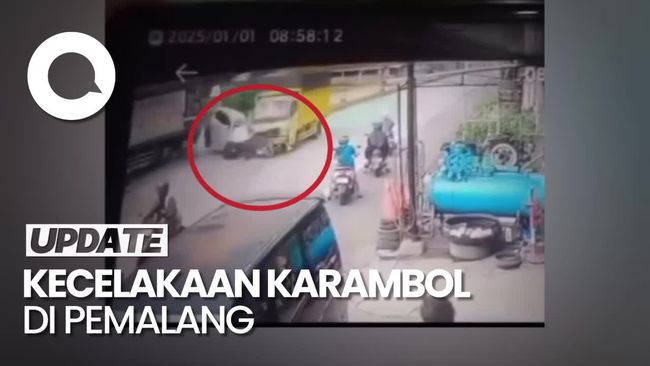 Video: Detik-detik Kecelakaan di Pemalang, Truk Terguling-Xenia Ringsek Video: Detik-detik Kecelakaan di Pemalang, Truk Terguling-Xenia Ringsek