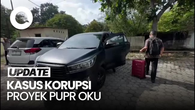 Video: KPK Bawa Koper Usai Geledah Kantor Dinas PKP Lampung Tengah